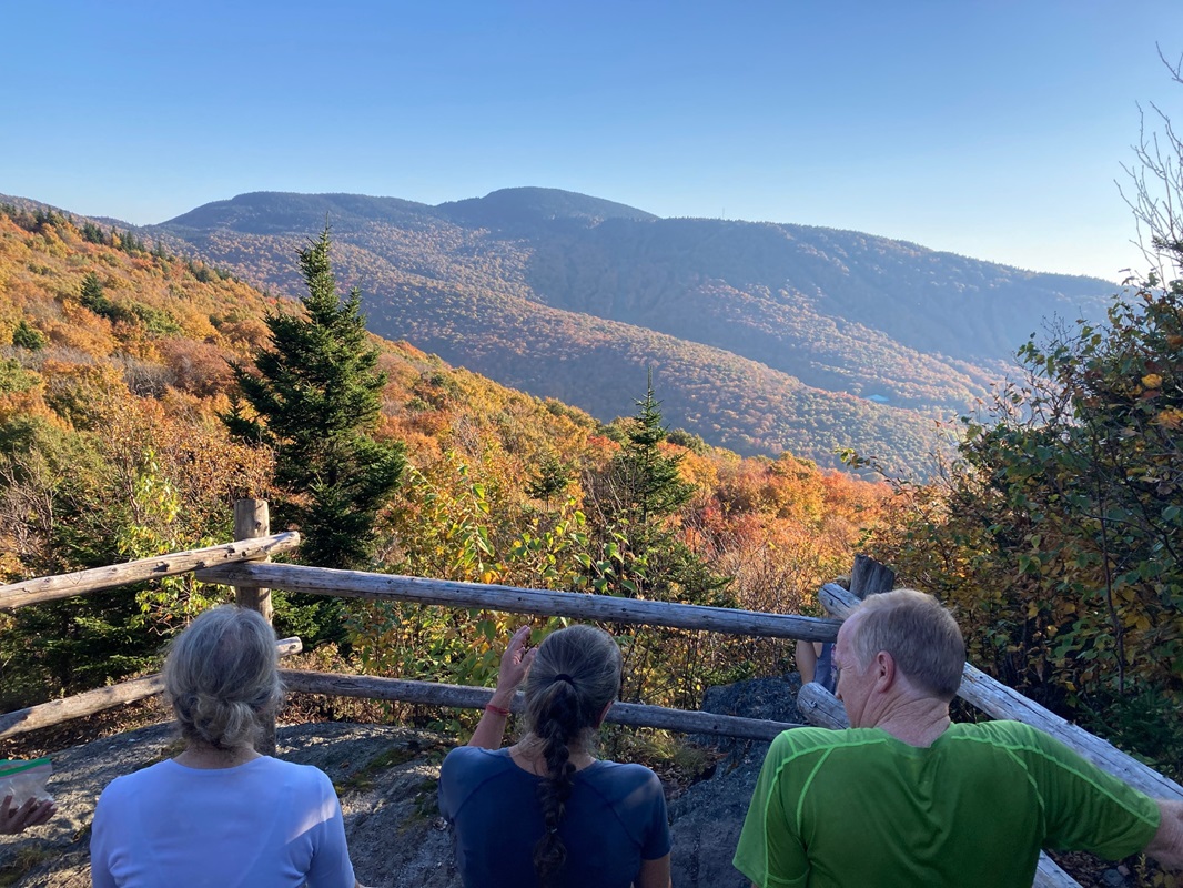 Cinq randonnées automnales incontournables - Virage - Le magazine en ligne